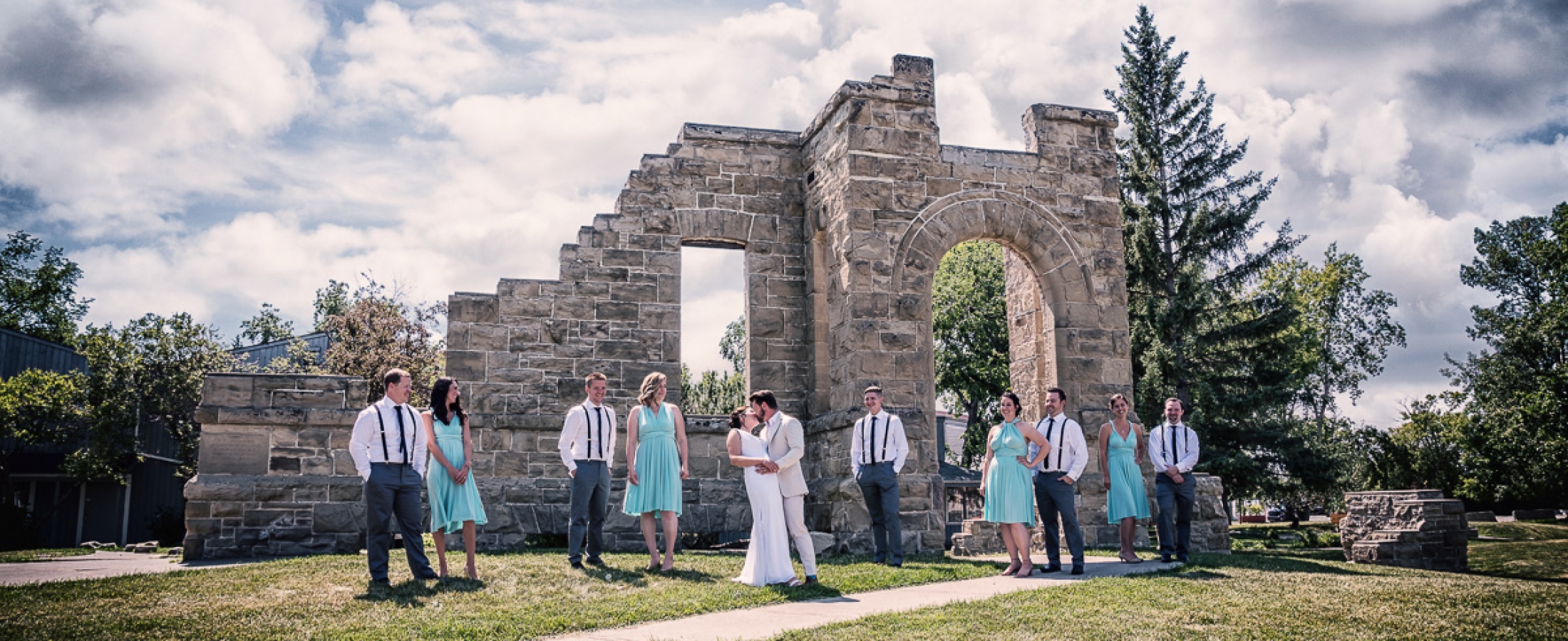170729_40063-Calgary-Wedding-Photographers-Rundle-Ruins-JM_Photography ...